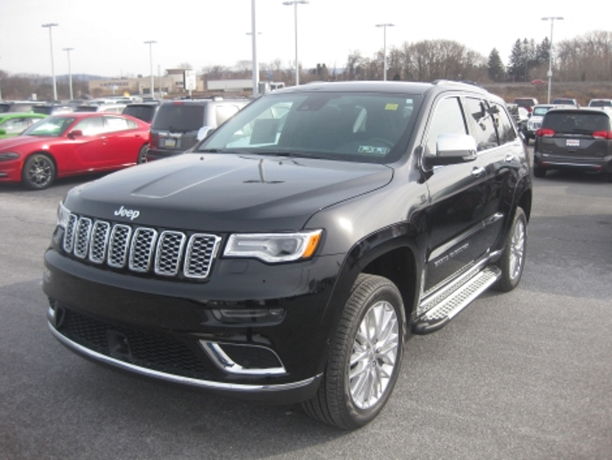 NEW Grand Cherokee Romik Running Boards